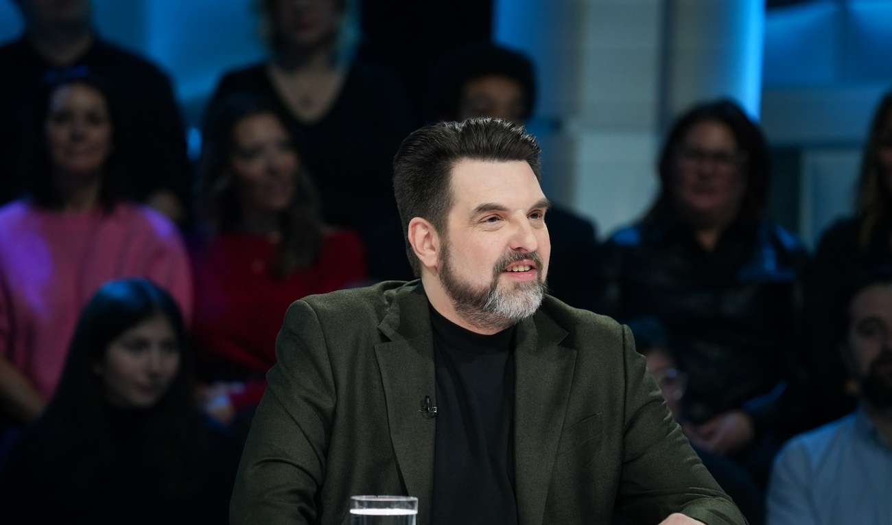 Un début d'émission très émotif pour MC Gilles à Tout le monde en parle