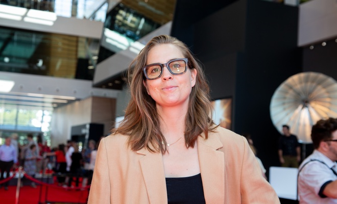 Eve Landry - Comédienne - Showbizz.net