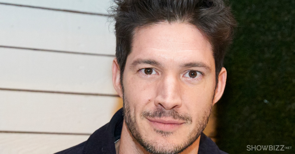 Éric Bruneau - Comédien, Auteur, Producteur associé - Showbizz.net