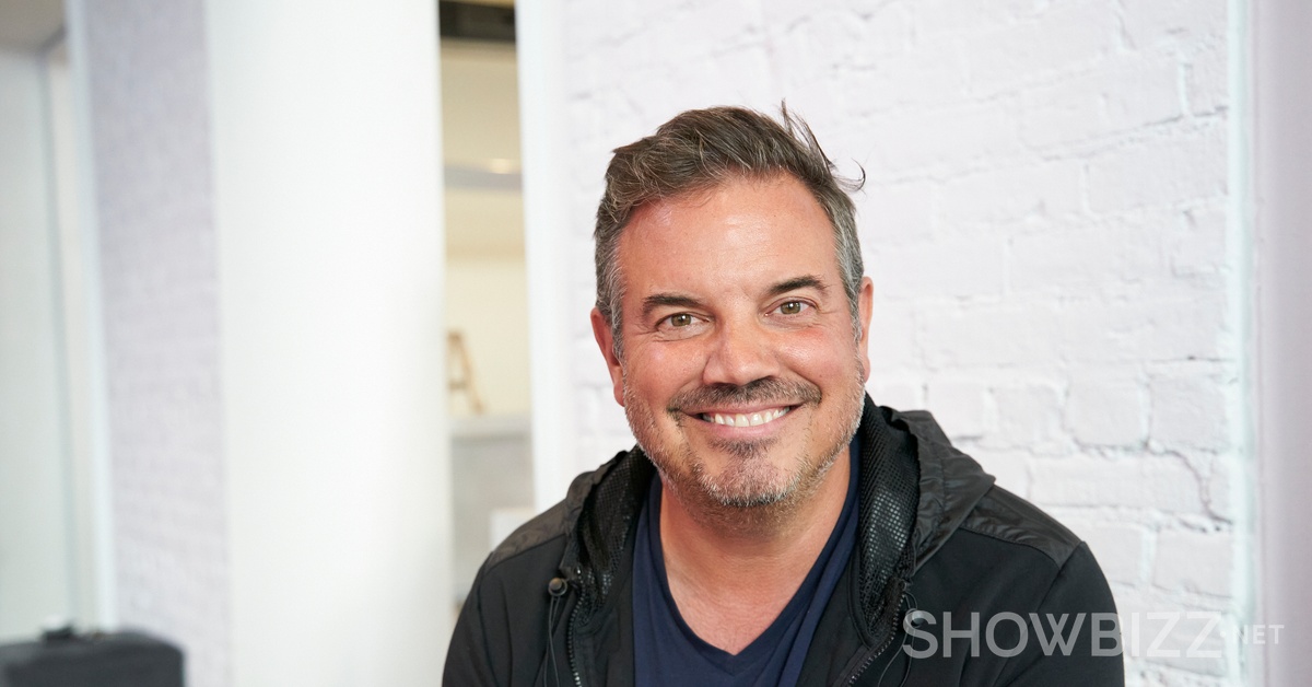 Charles Lafortune partage une adorable photo de son fiston - Showbizz.net