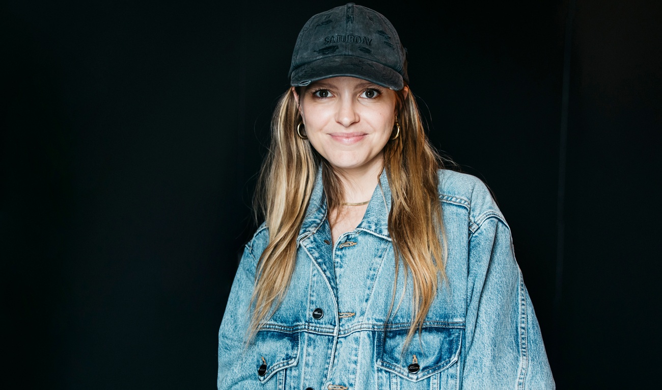 Vidéo : Le fils de Sarah-Jeanne Labrosse danse sur la scène de ...