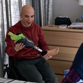 Anthony Therrien - Comédien - Showbizz.net