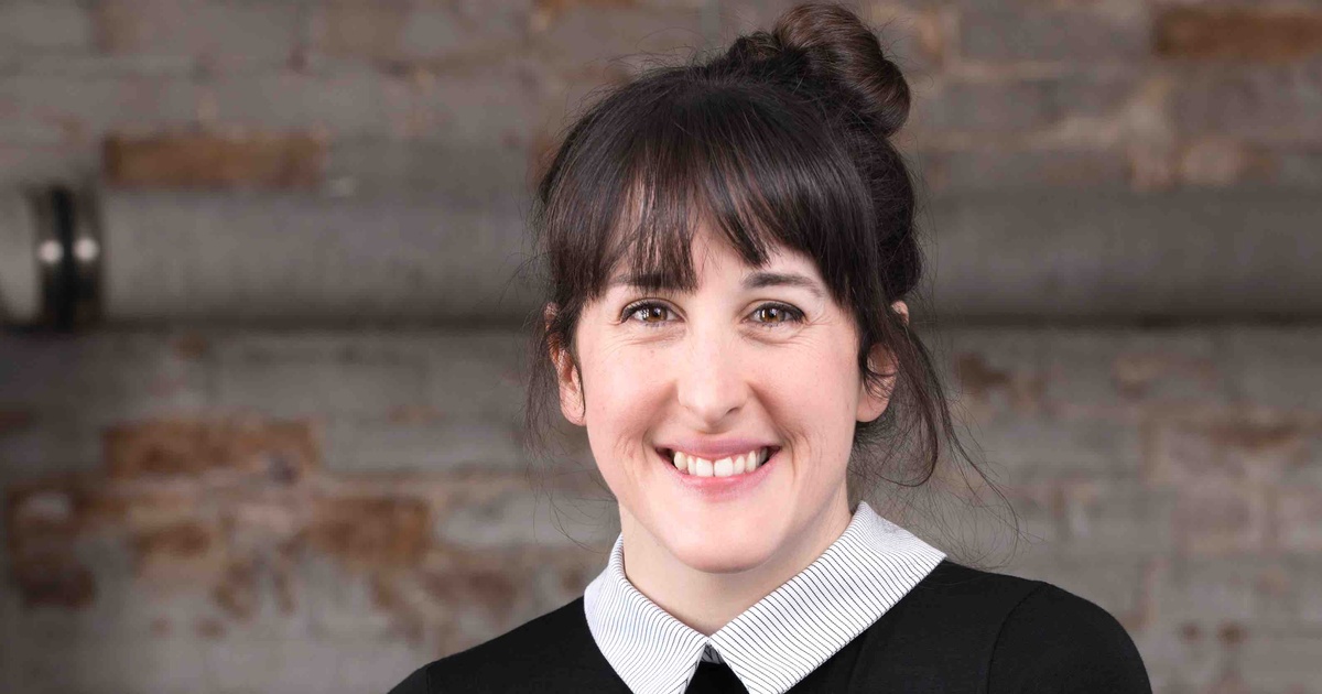 Monika Pilon - Comédienne - Showbizz.net