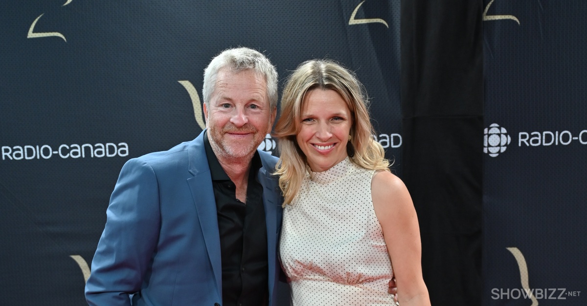 Photos : Les 15 plus beaux couples du tapis rouge des Gémeaux 2023 - Showbizz.net