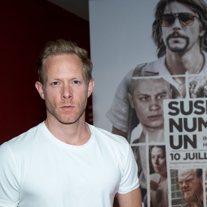 Robert Crooks - Personnages