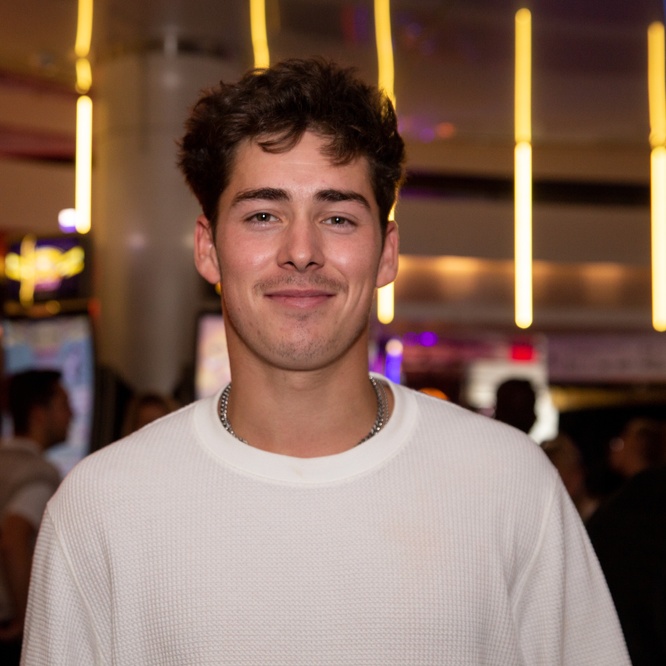 Robin Messier - Personnalité - Showbizz.net