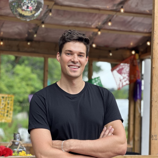 Dom Cooks - Personnalité